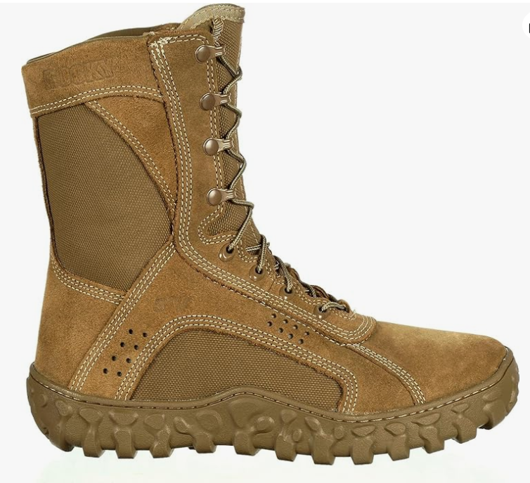 9 Best Tactical Boots for Wide Feet - Survival Moran
